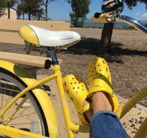 8 Reasons Why You Need to Sit Down and Accept Crocs Are Amazing - Scoop ...