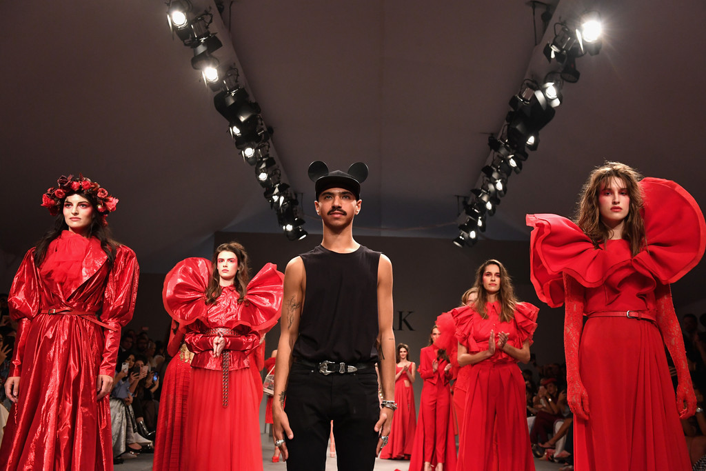 Egyptian Designer Mohanad Kojak Helps Manifest Syrian Talents - Scoop ...