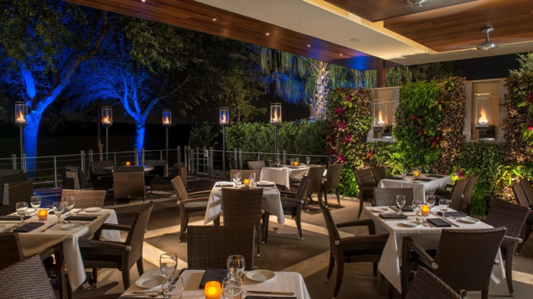 5 Awesome LED Lighting Ideas for Your Restaurant - Scoop Empire