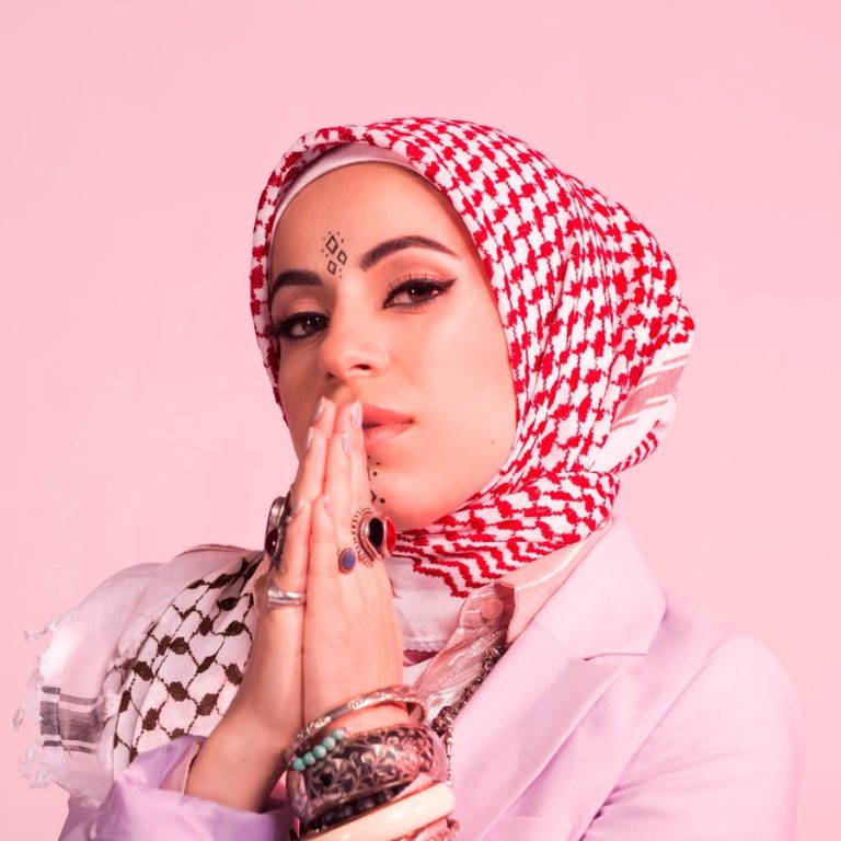From Faouzia to Zeyne: 8 Middle Eastern Singers You Should Add To Your ...