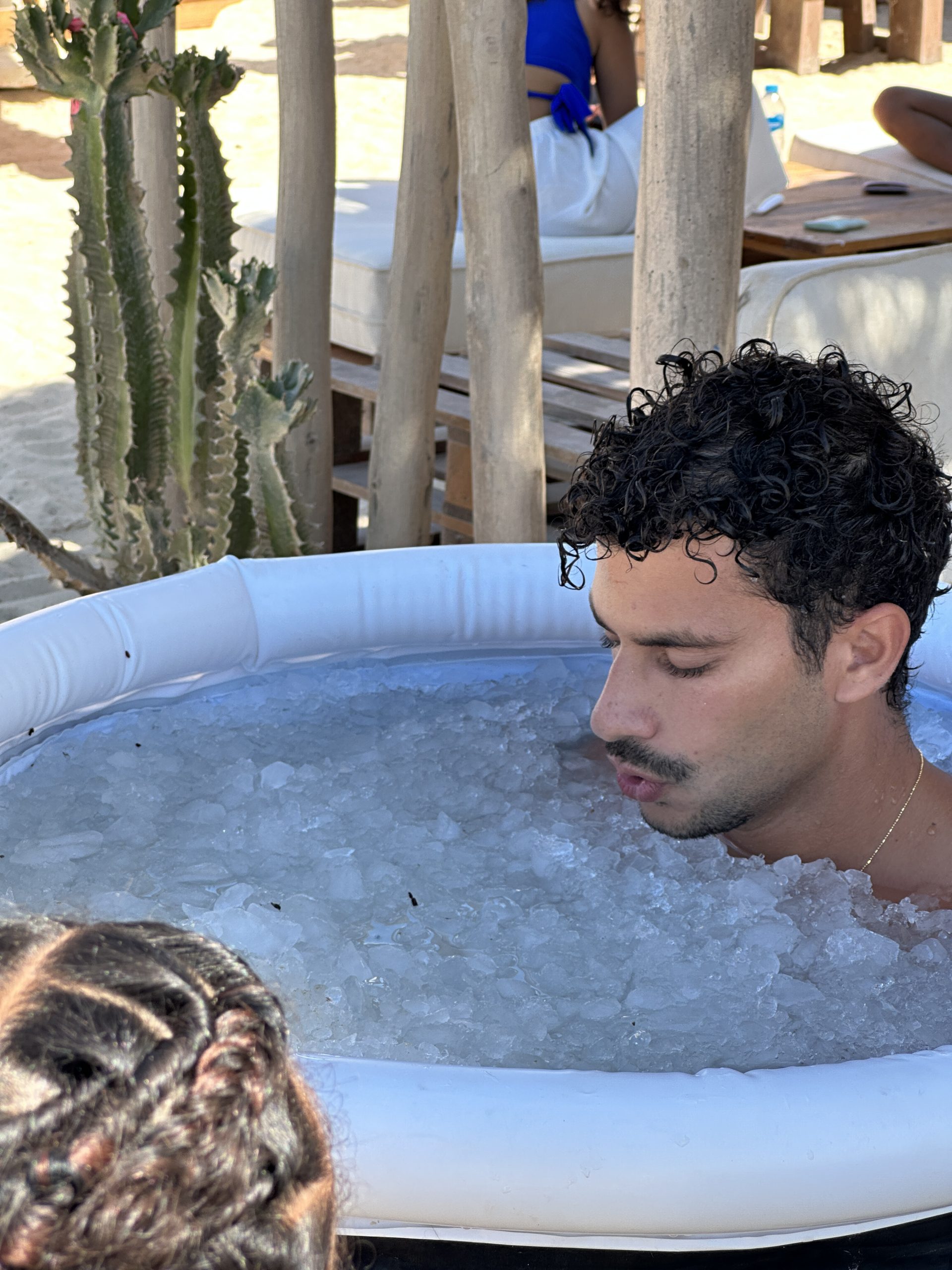 The Ice Bath Meditation: The True Definition Of Mind Over Body - Scoop ...