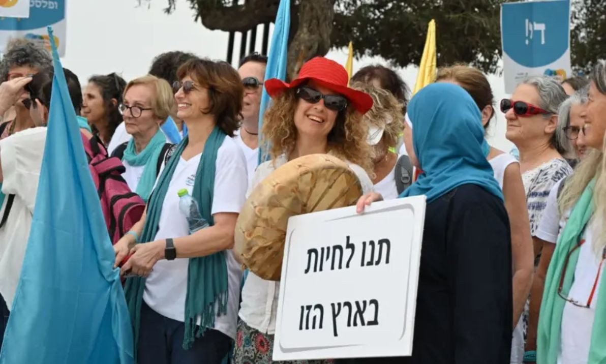 Palestinian and Israeli Women Side By Side Calling For Peace - Scoop Empire